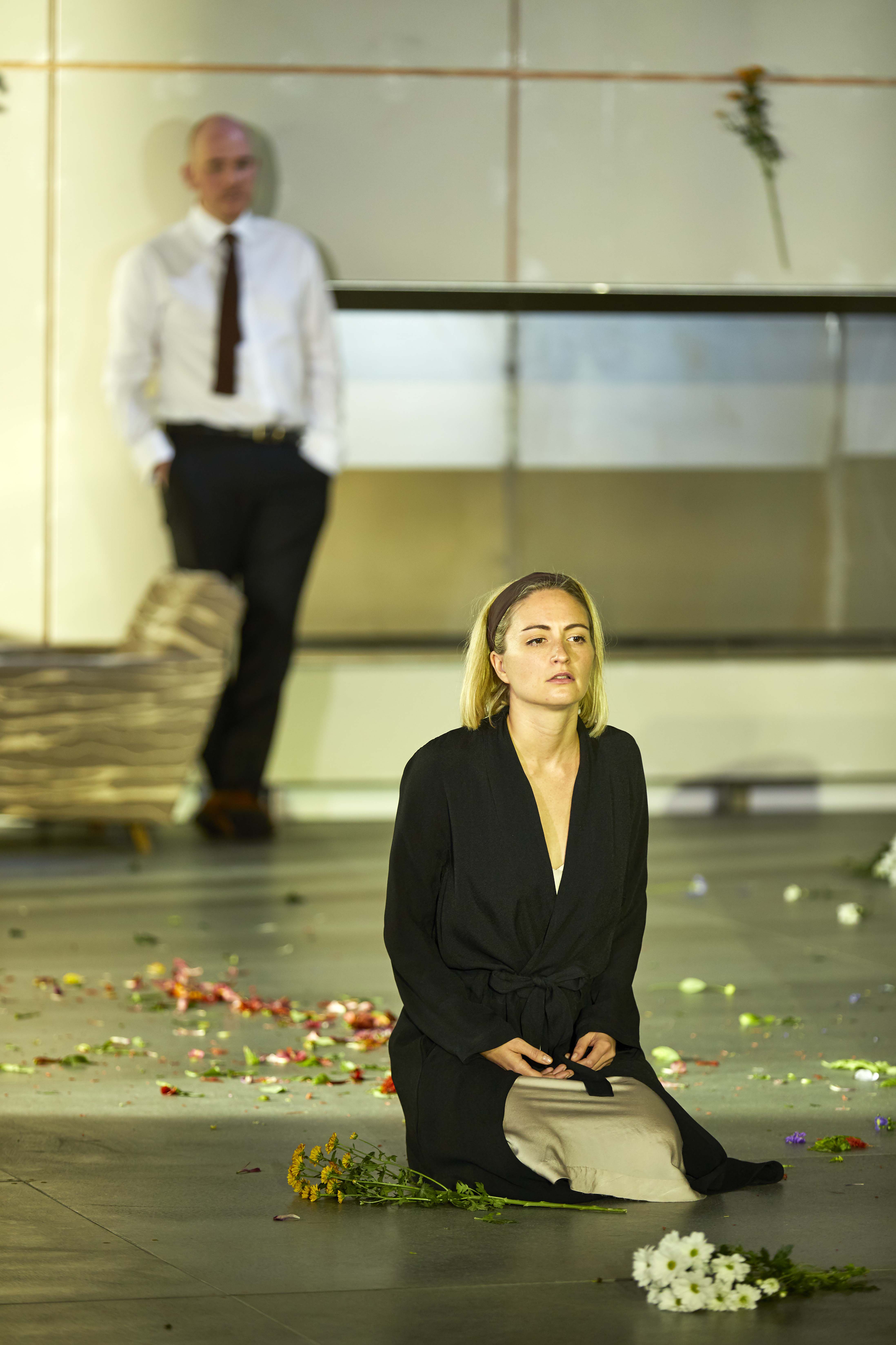 Hedda Gabler - Curve Theatre, Leicester