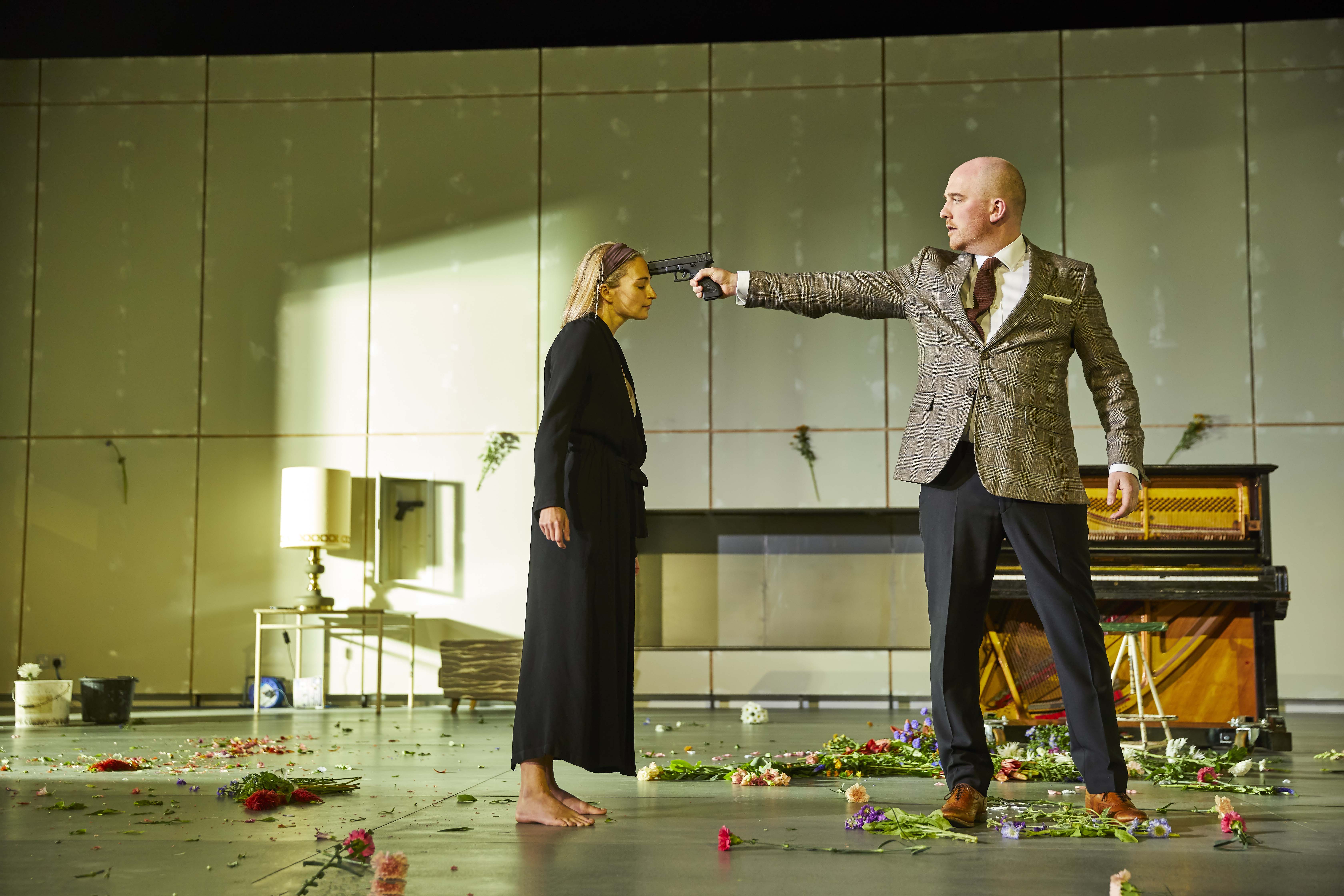 Hedda Gabler - Curve Theatre, Leicester