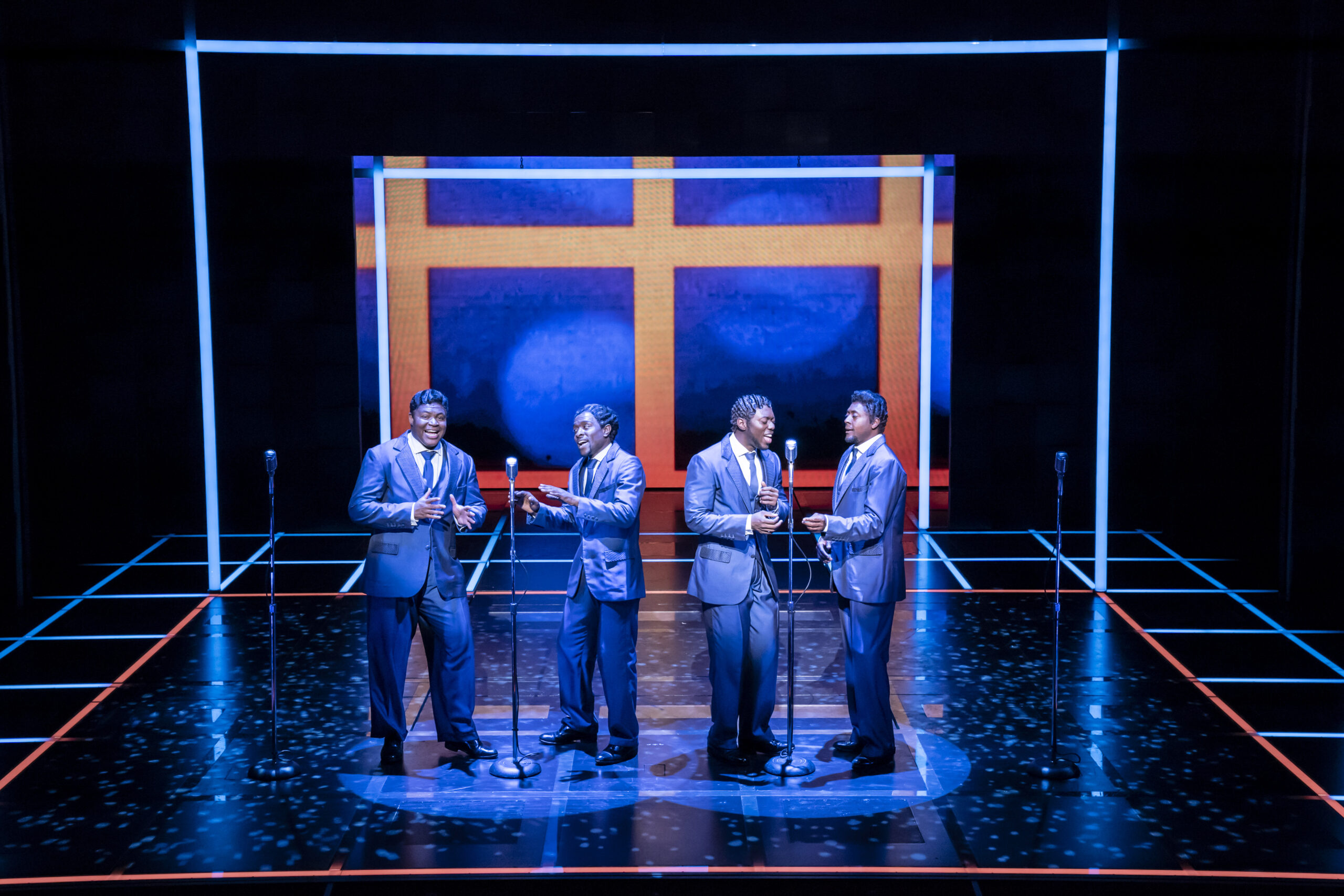 The Drifters Girl - Curve Theatre, Leicester